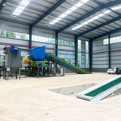 Municipal solid waste sorting line